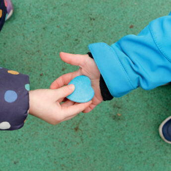 Kindness Hearts - 16 stones to express gratitude and recognize kindness